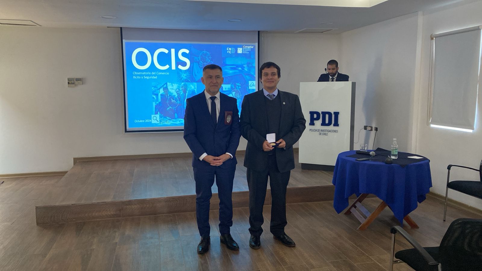 Coordinador del OCIS expuso sobre el comercio ilícito y seguridad ...